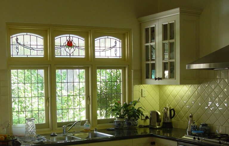 Leadlight Windows - Tradition Stained Glass